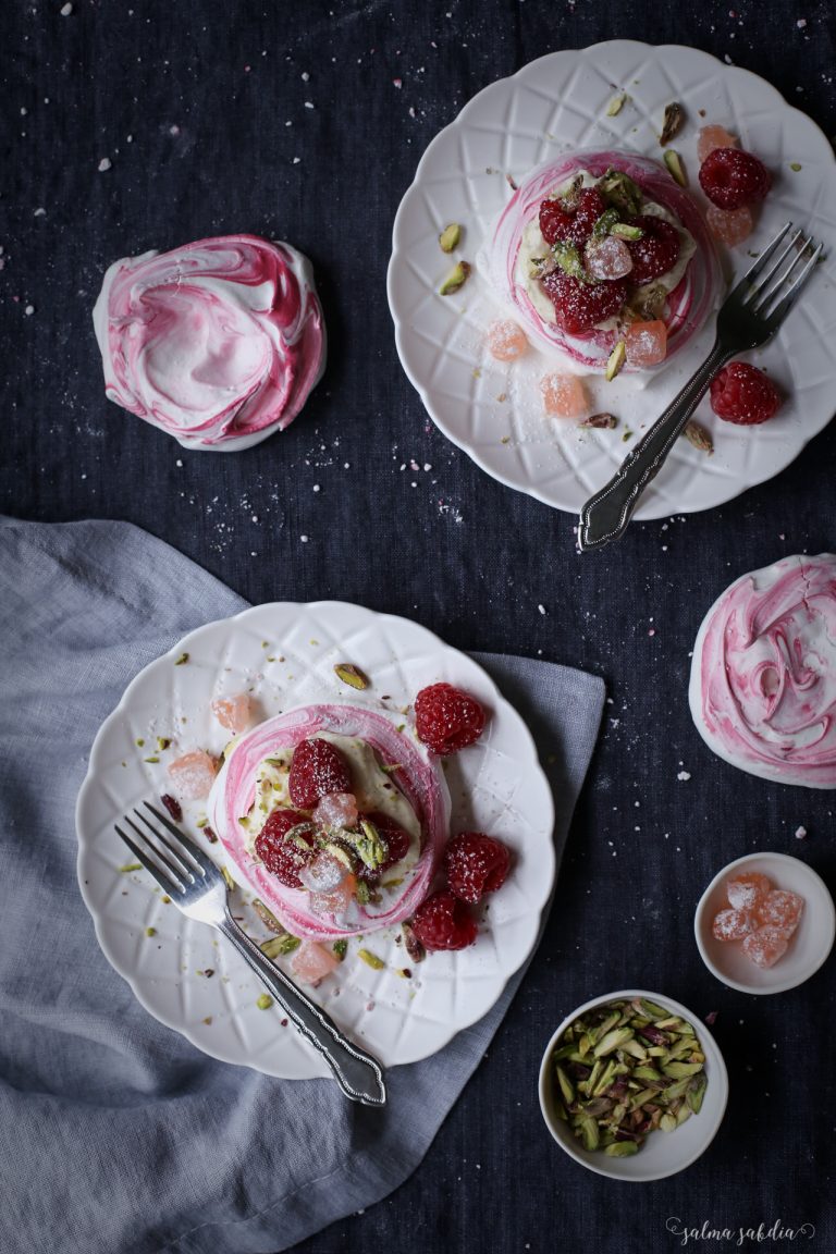 Turkish Delight Mini Meringues - The Polka Dotter